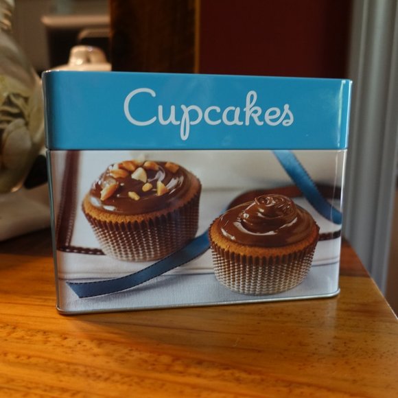 Kitchen | New Cupcake Keepsake Recipe Tin | Poshmark